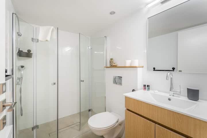 Stylish And Elegant 1br With Balcony - Jerusalem