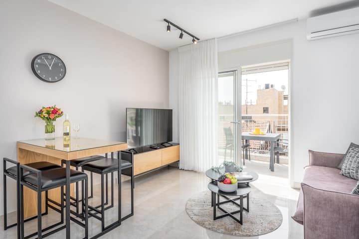 Bright 1br Apartment With Balcony - エルサレム