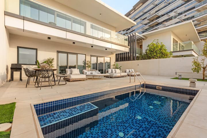 Silkhaus Beach Villa | Private Pool | 3br + Maid - Aéroport d'Abou Dabi (AUH)