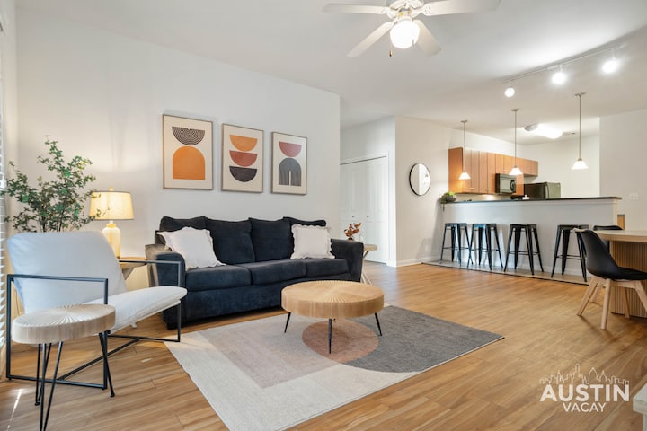 Steps To Ut Tower | Central Atx Stay, Near 6th St! - Austin