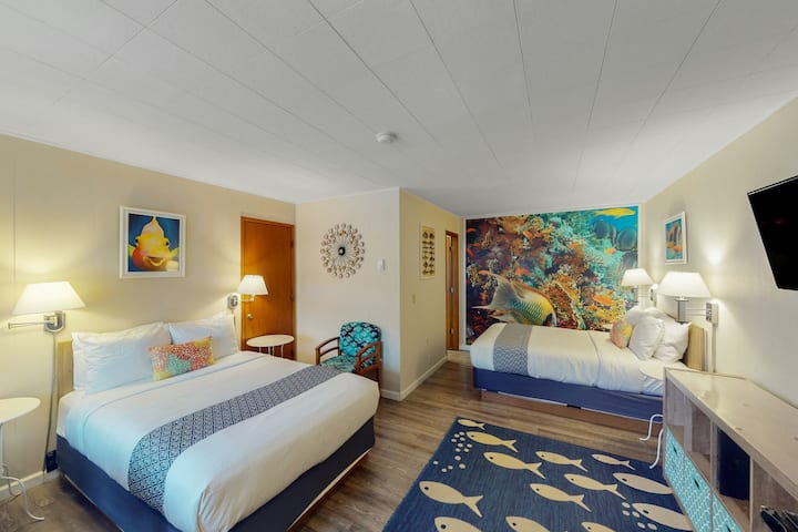 4 Studios Near Downtown| Dog Friendly | Wifi - Bandon, OR
