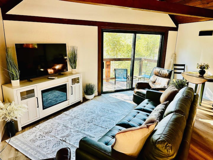 Peekaboo Falls- On Lewis Creek-bbq-sleeps 4 - Oakhurst, CA