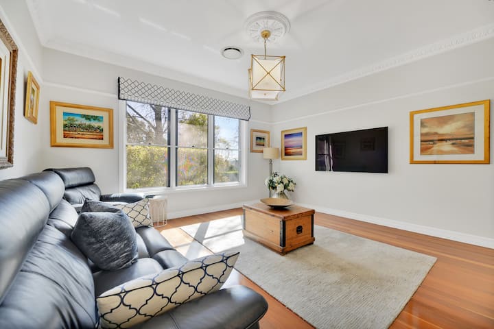 Expansive Toowoomba Retreat With Garden Bbq - Toowoomba