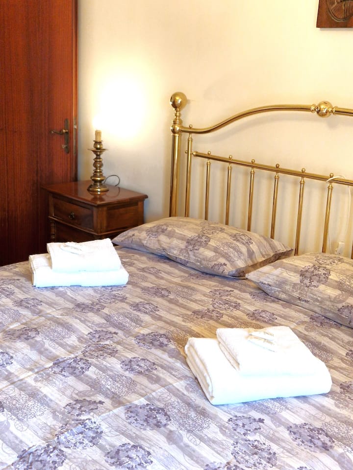 Iolanda Apartment - 2 Bedrooms, Kitchen & Balcony - Chiusi