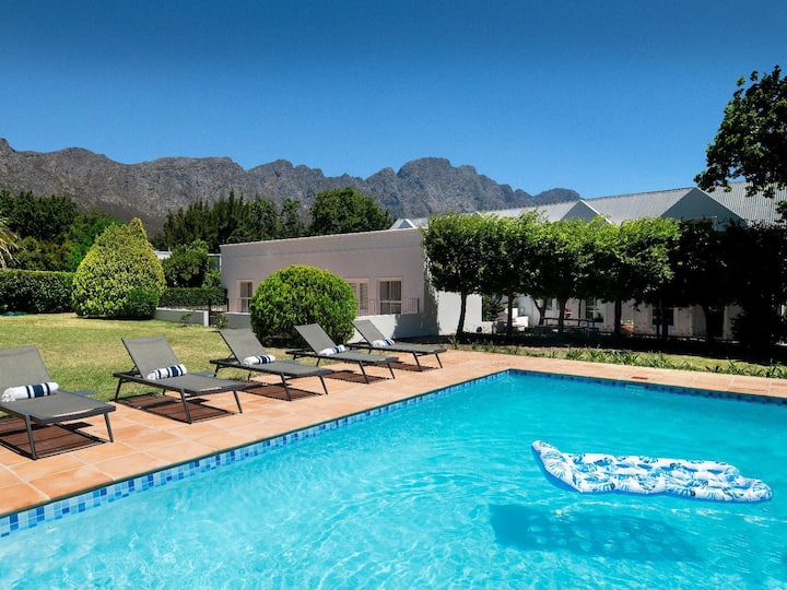 La Jolie Dauphine - Toffee Cottage - Franschhoek