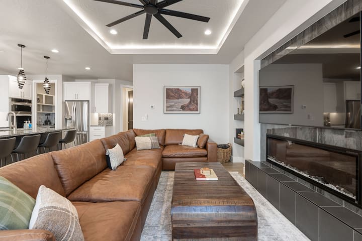 Canyons Edge: Private Hot Tub - Hurricane, UT