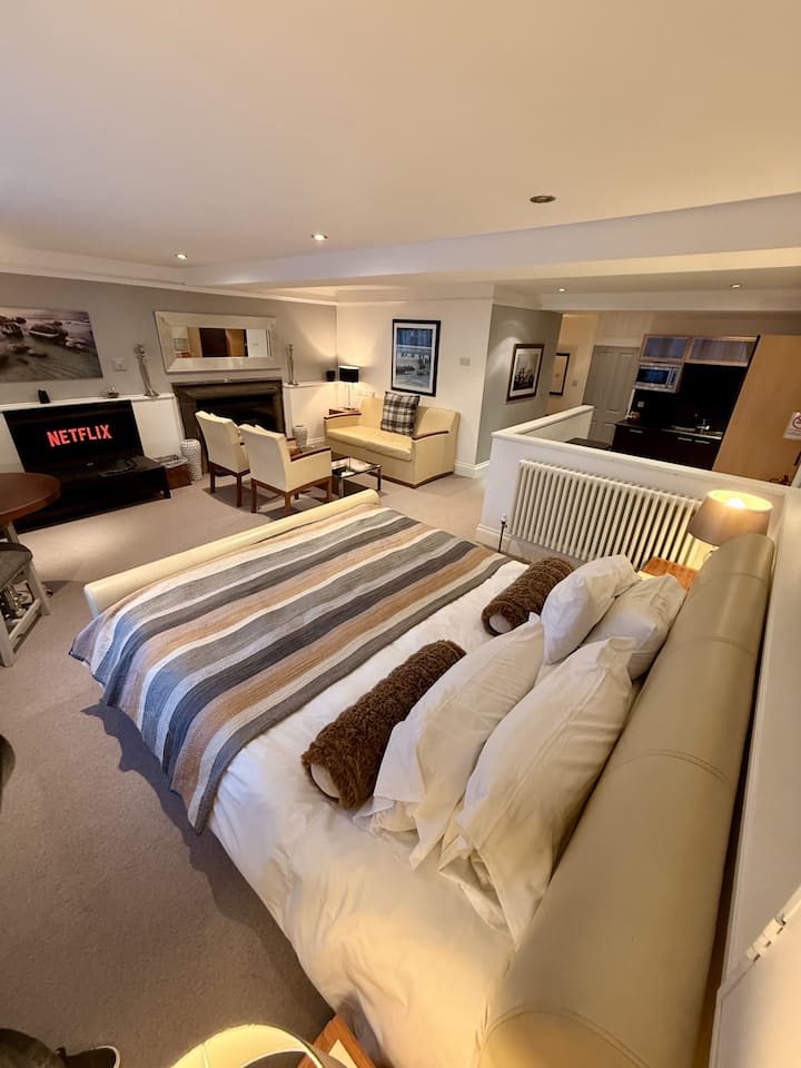 Superior Room In Bagshaw Hall Bakewell - Bakewell