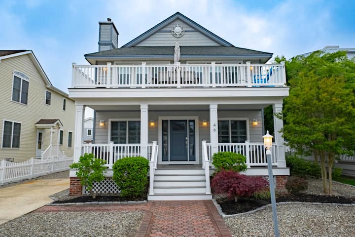 Shore Thing: Stunning Renovations With Heated Pool - Avalon, NJ