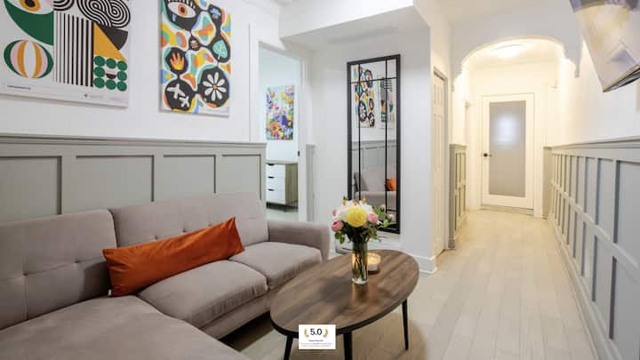 Artful 3br In The Heart Of Downtown Montreal - Montreal