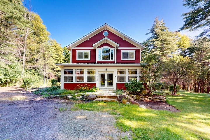 4br Green Home Near Beach With Firepit & Fireplace - Hague, NY