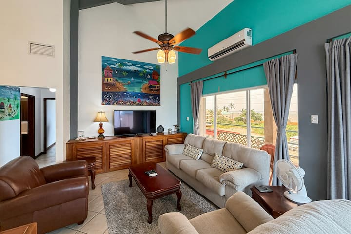 2br Oceanview Mara Laguna 3rd-floor | Patio - Belize