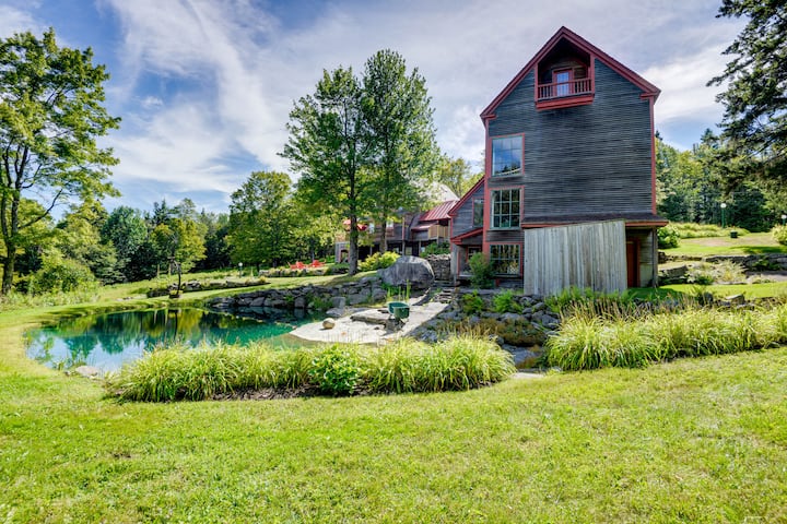 10 Mi To Mt Snow! Grand Estate Built To Entertain - Wilmington, VT