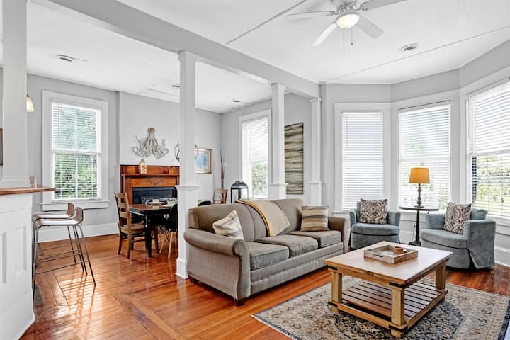 Historic Loft Near Forsyth & Dining – Prime Area - Savannah, GA