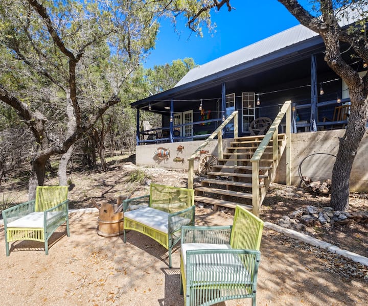 Starry Blue House: Creekfront Retreat In Wimberley - Wimberley, TX