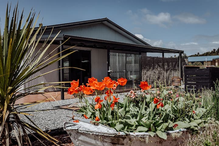 The Lilly Pad - Hokitika - Hokitika