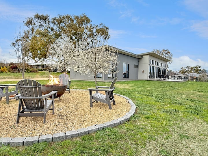 The Iron Pear - Pet Friendly With Country Views - Mansfield