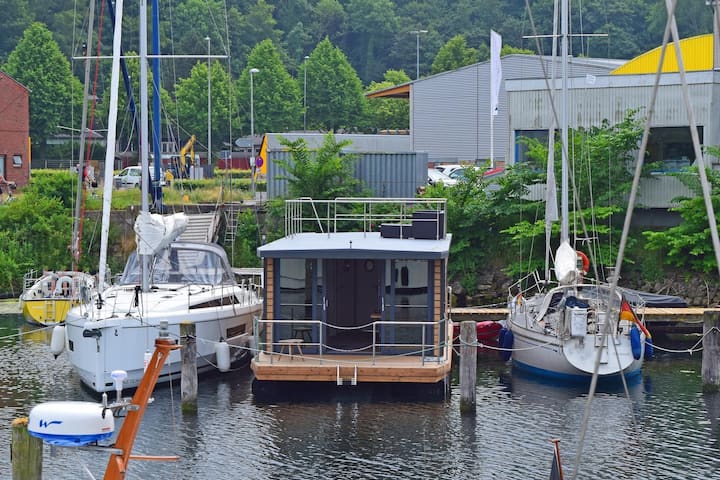 Bateau-maison Leni, Flensburg - Flensburg