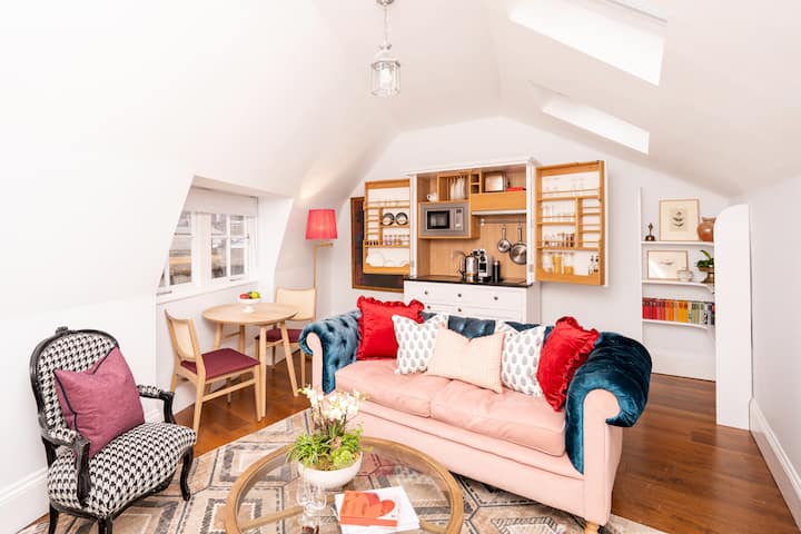 Berkley Suites, Suite 5 - Bristol Airport (BRS)