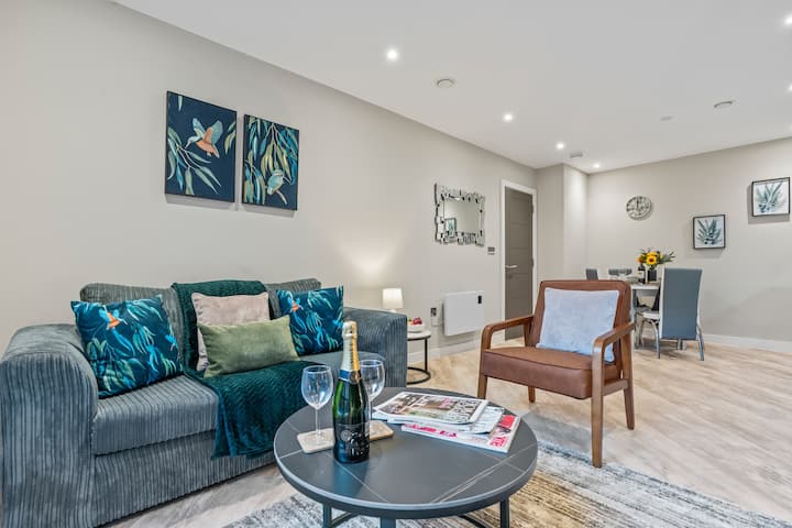 Stylish 1 Bed Flat In Birmingham City Centre - Birmingham