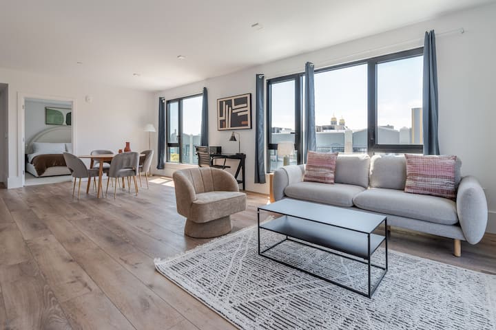 Blueground | Soma, Fitness Center, Nr Civic Center - Usa