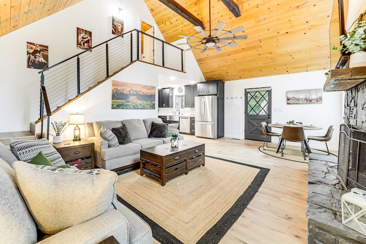 Munds Park Oasis W/ Hiking Access & Fire Pit - Munds Park, AZ