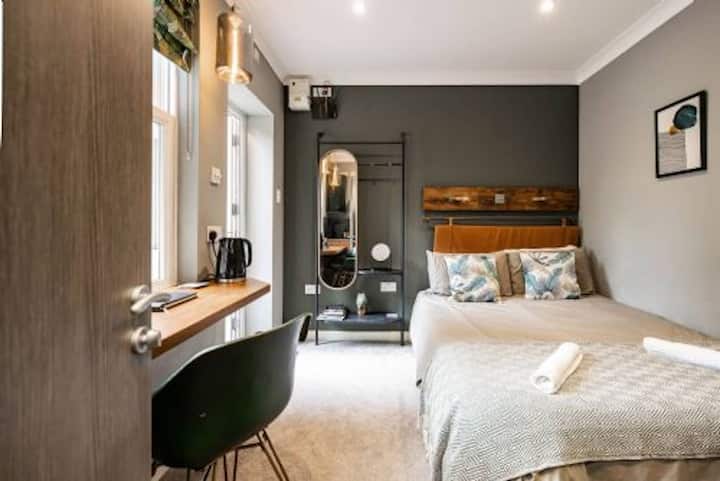 Cosy Ensuite Annex | Norwich Station | Long Stays - Norwich