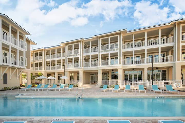 Two-bedroom Villa With Authentic Island Charm - Holmes Beach, FL