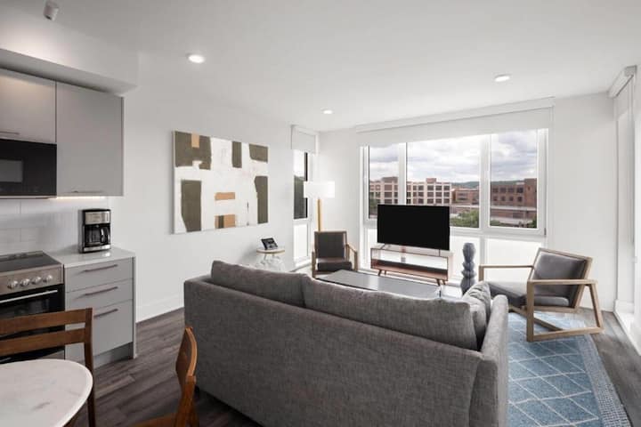 Stylish Apartment Perfect For Family Stays - Washington
