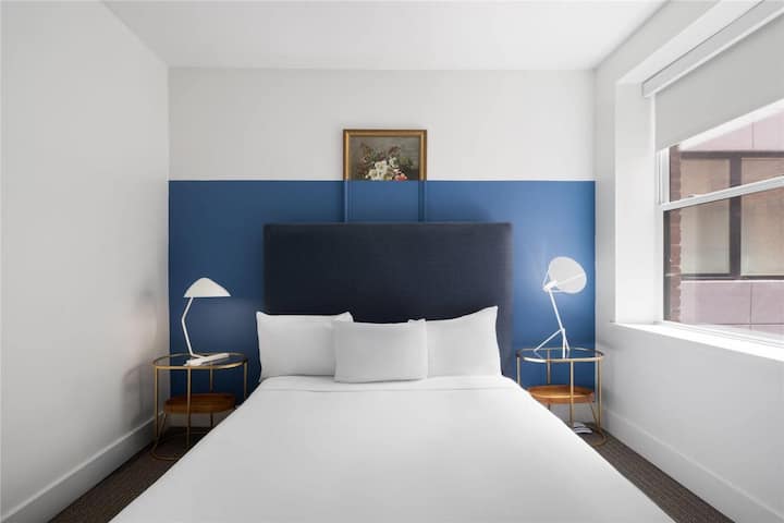 Reside Navy Yard | 2br Deluxe | Full Kitchen - Washington, DC