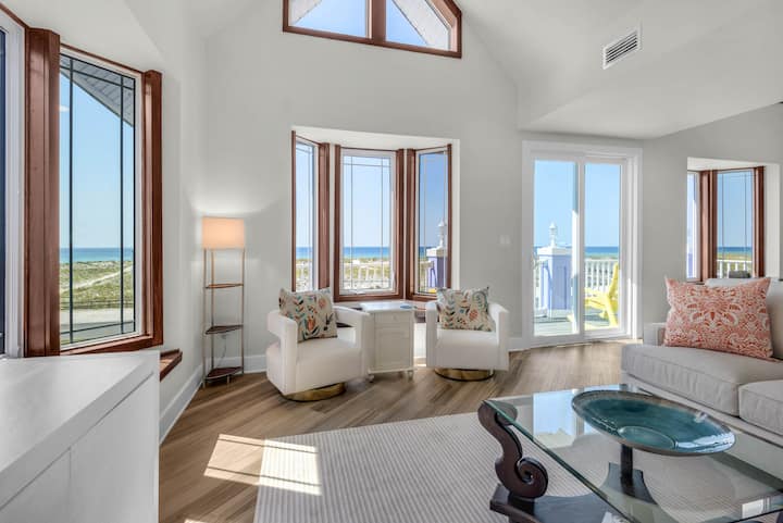 The Gulfview Grandeur – Luxury W/ Rooftop Views - Pensacola Beach, FL