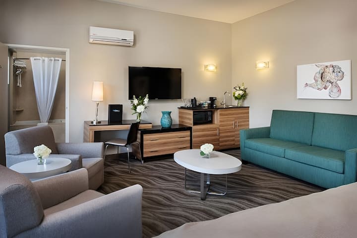 4 Pet-friendly Suites W/ Balcony In Little Italy - 샌디에고