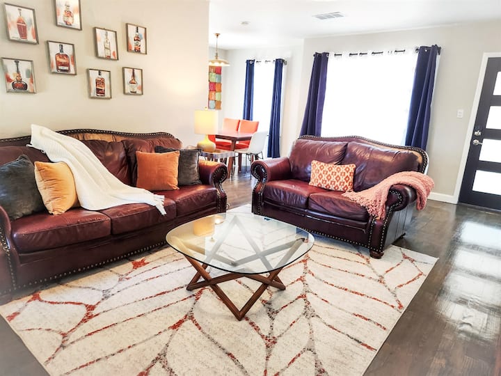 Stylish 2br Home Steps From Santana Row - Santa Clara, CA