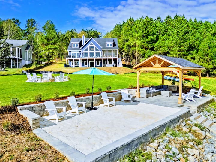 New 7br Lakefront Lake Anna 6-suites, Hot Tub - Lake Anna, VA