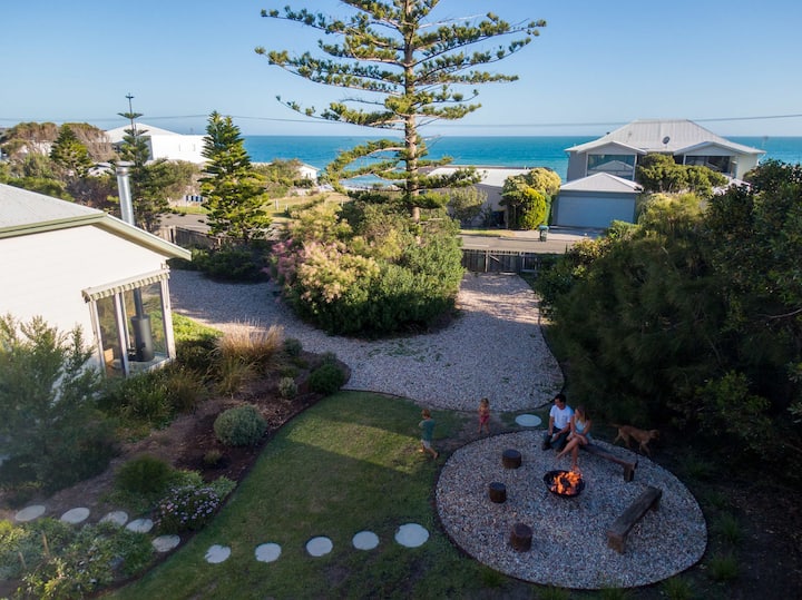Chiton Cottage | Ocean View | Large Gardens | Pets - Victor Harbor