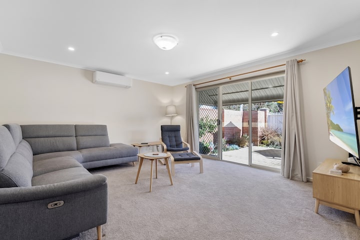 Bright Family Stay With Outdoor Space - Nedlands