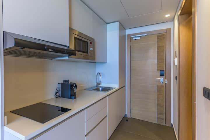 Jounieh Living Seaview Studio W/ Balcony - 111 - Liban
