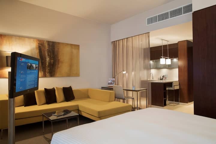 Modern Studio Near Abu Dhabi Exhibition Centre - Abu Dhabi