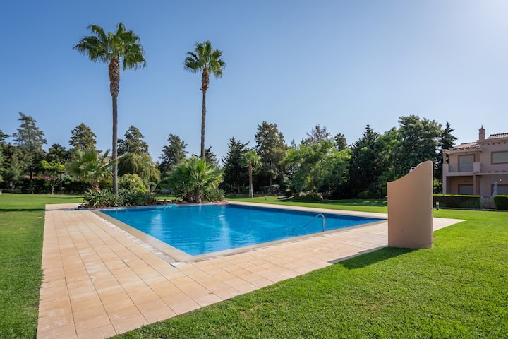 Sunny House With Jacuzzi And Pool By Hostwise - Albufeira