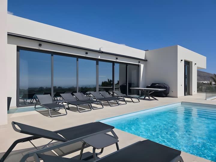 Karat Villa Caldera - Costa Adeje