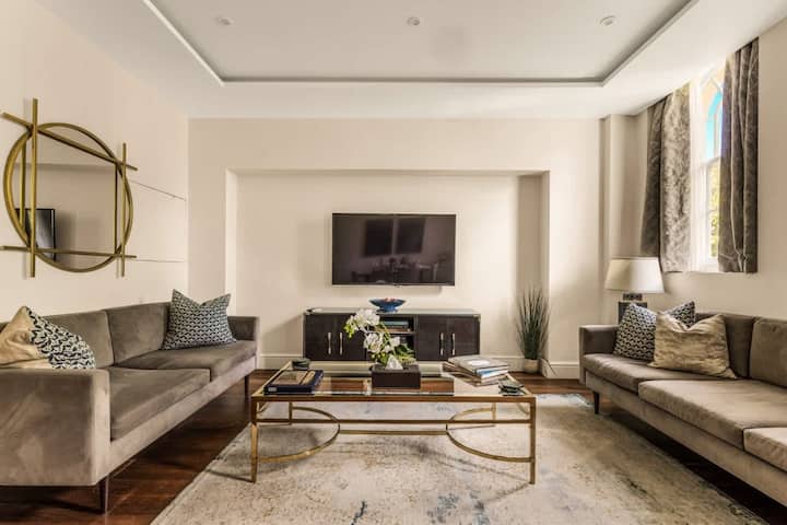 The Theodore Suite - London, UK