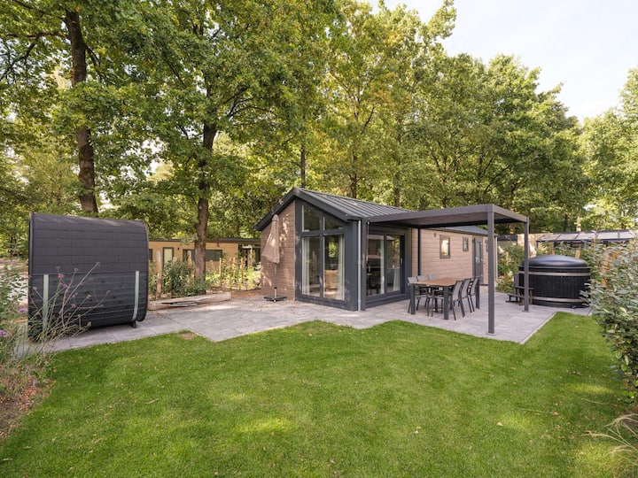 Doornenburg Lodge Comfort Met Hottub & Sauna | 6 P - Niederlande