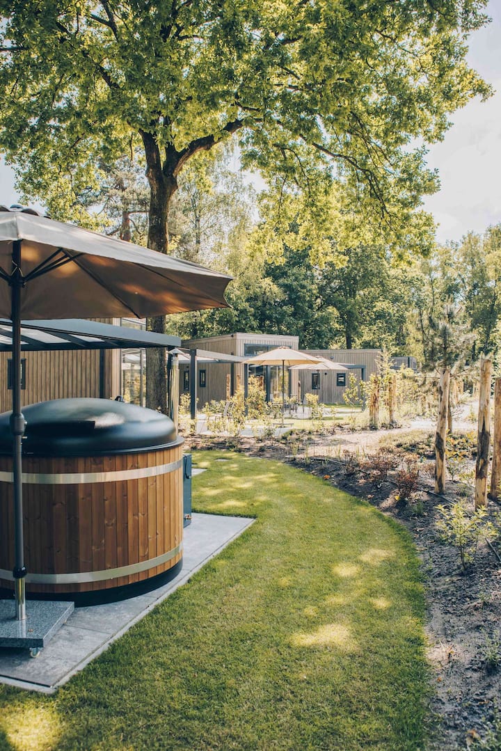 Reeëndal Lodge Comfort Met Hottub | 4 Personen - Apeldoorn