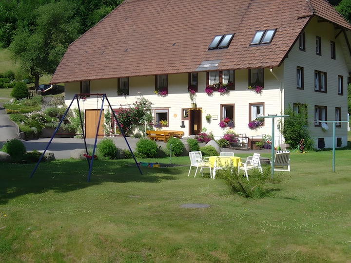Ferienwohnung 2, 2 Schlafzimmer - Triberg