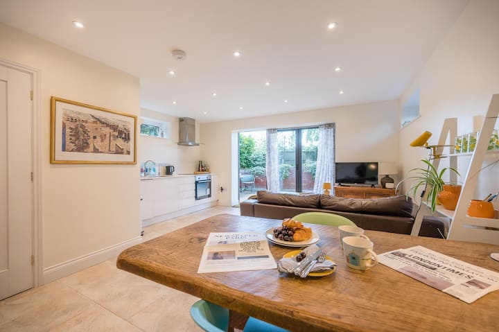 Sedge Cottage "Barn", Reydon - Southwold