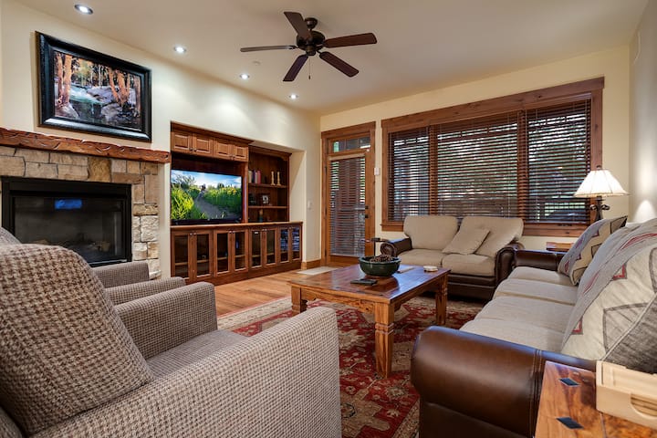 El5107 | Private Hot Tub | Winter Shuttle | Pools - Steamboat Springs