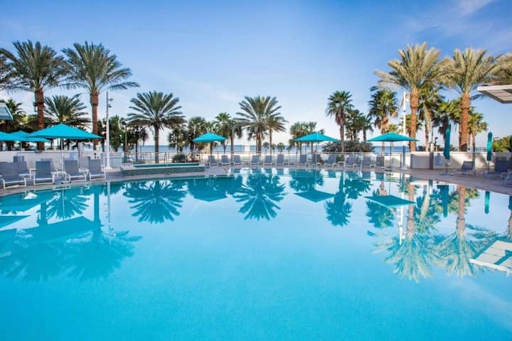 Beach Retreat | 2 Rooms W/ Balcony | Pool | Spa - Clearwater, FL