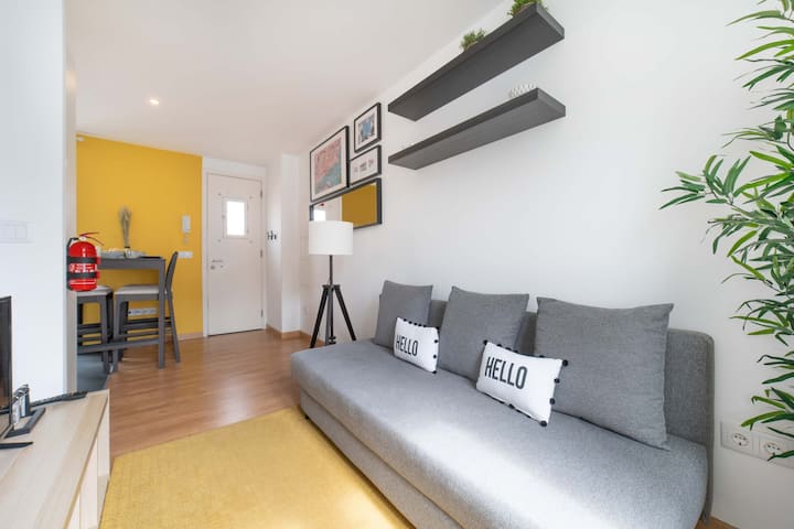 Cozy 1br Duplex Near Ourique Field - Lisboa