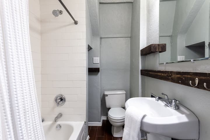 Beautiful Duplex In Kansas City! 13&14 - Kansas City