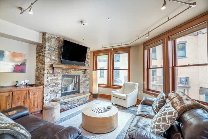 Ballard North 204 - Ballard Brown Bear - Ouray, CO