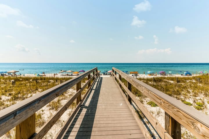 Charming 2br | Patio | Pool | W/d - Navarre, FL